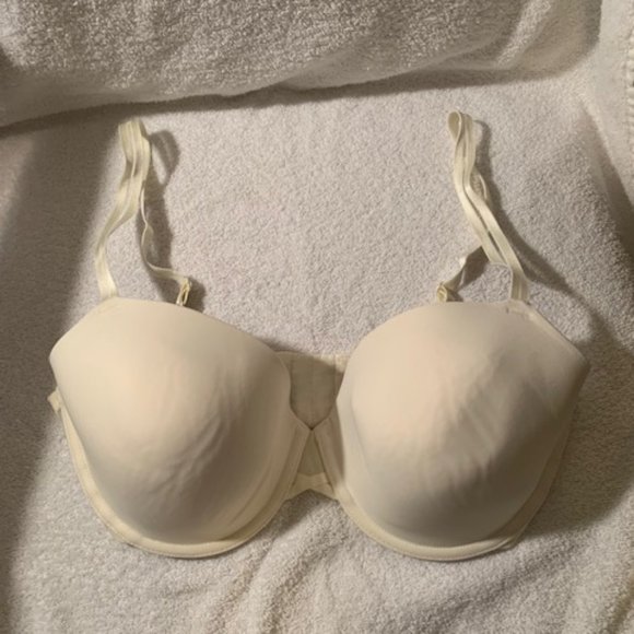 Wacoal | Accessories | Wacoal Beige Bra 34 Ddd Nwot | Poshmark